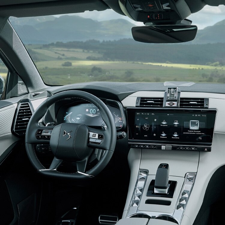 DS 7 PLUG-IN HYBRID AWD 360 PERFORMANCE | Premium hybride SUV | DS ...